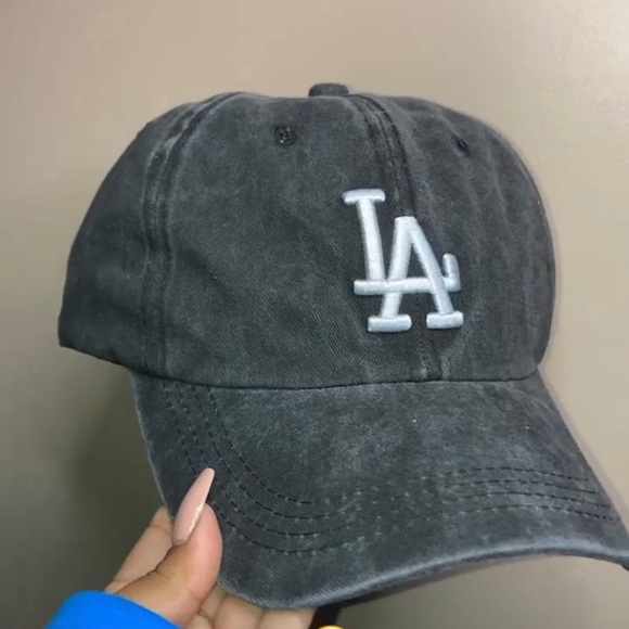 Accessories | La Unisex Vintage Caps | Poshmark